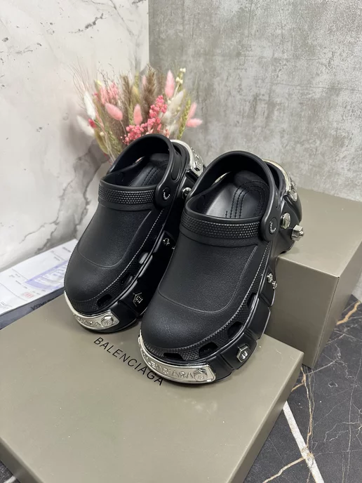 Balenciaga sandals crocs store